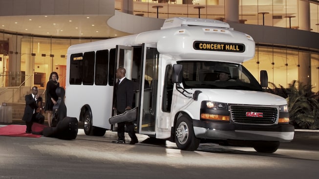 2020 GMC Savana Cutaway Van | Powerful Commercial Vehicle